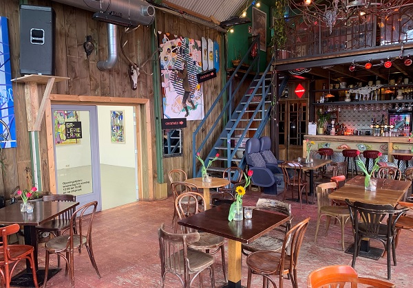 Beroeps Organisatie Kunstenaars - Liars, Diamonds and Dogs @ Galerie ...